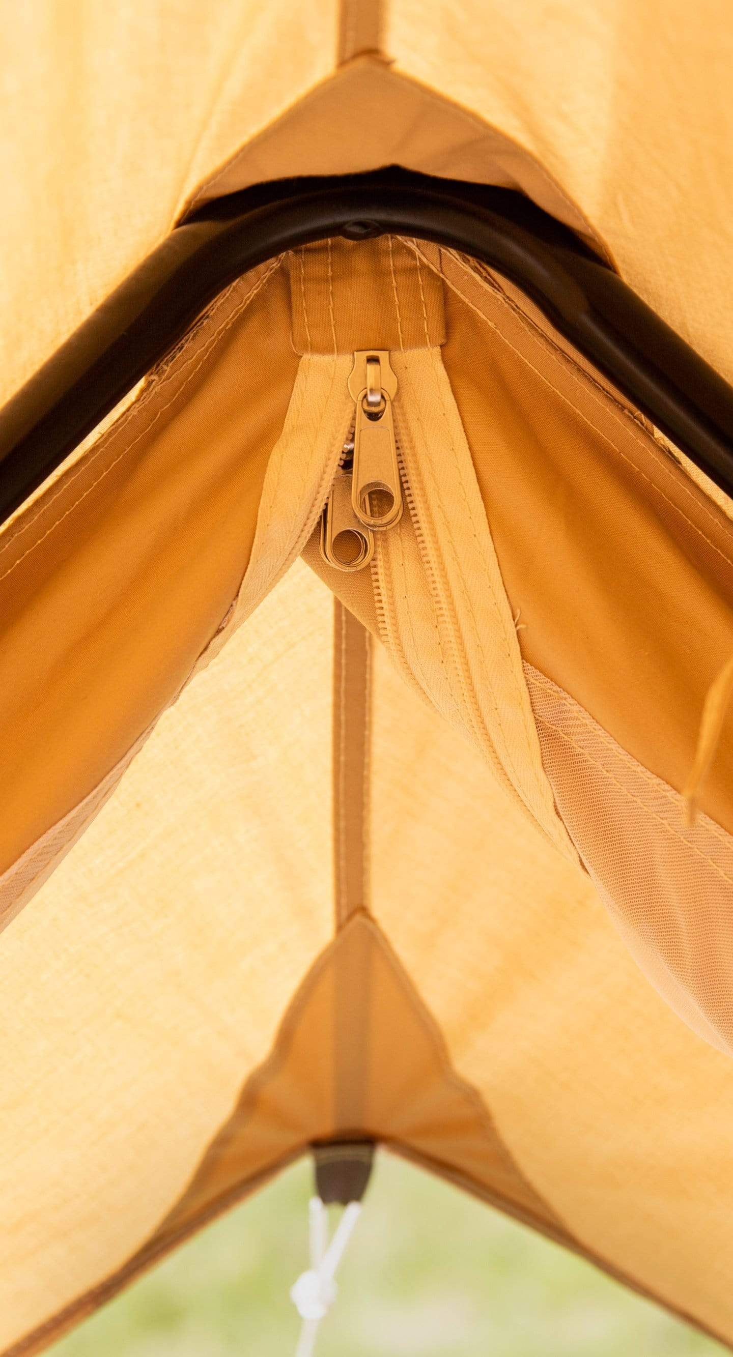 Roundhouse 4 Person Luxury Polycotton Bell Tent