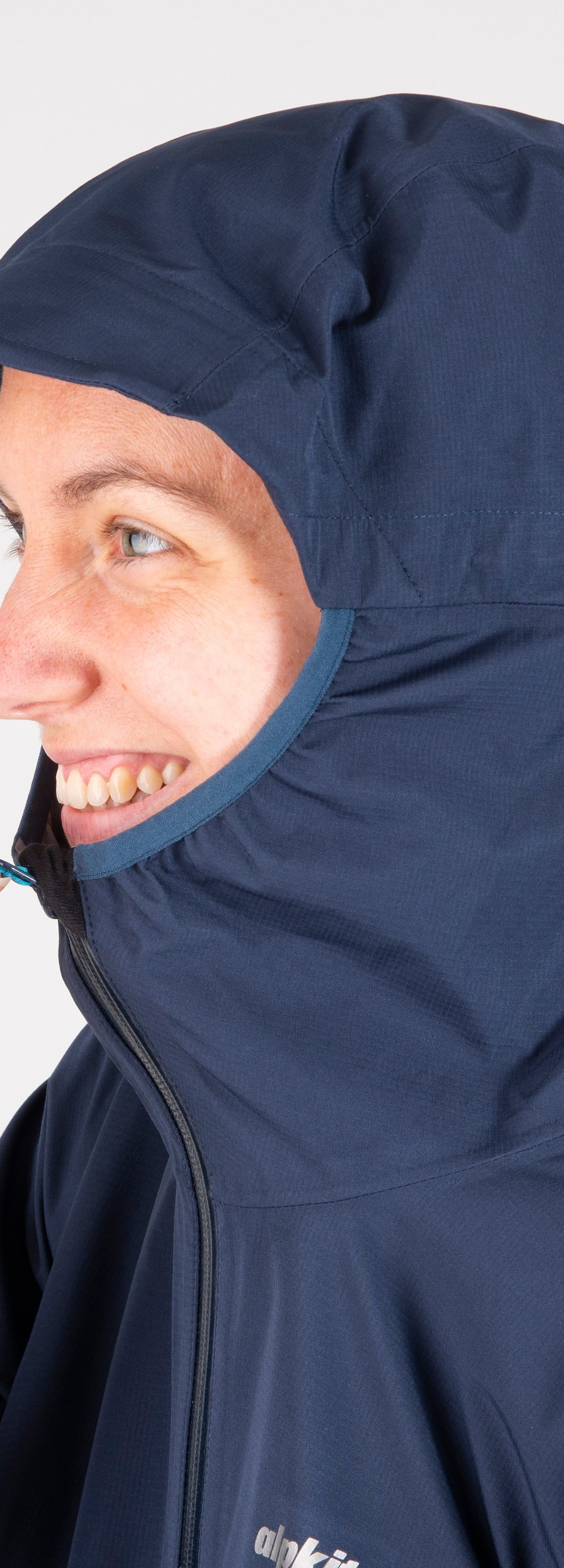 Sigma | Women's Fully Recycled Waterproof Jacket